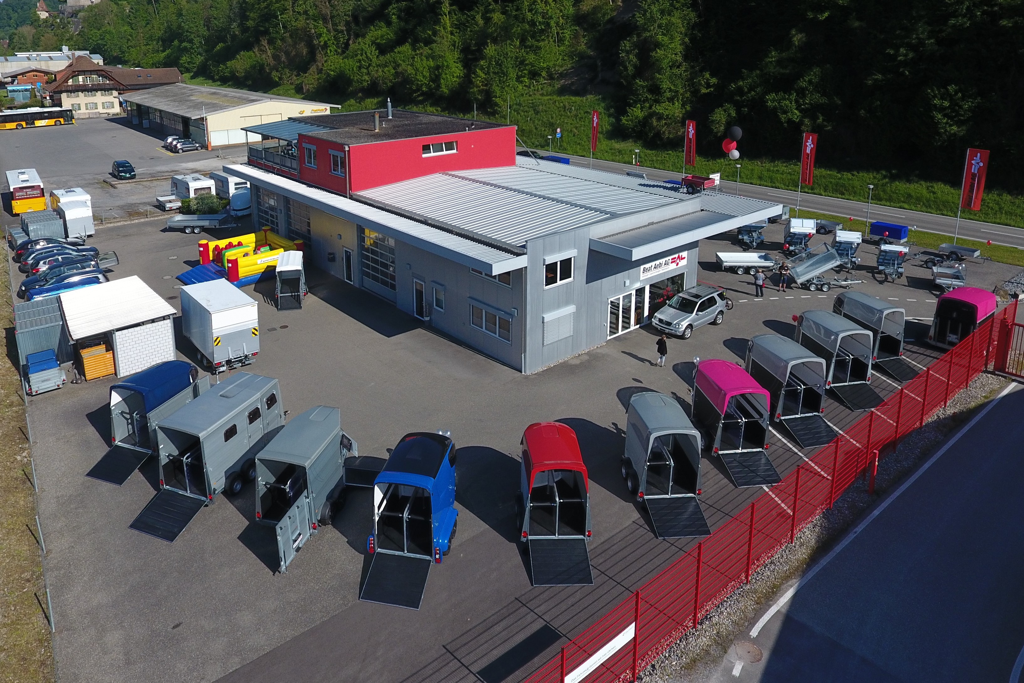 Aebi Beat AG Anhänger in Laupen BE - Öffnungszeiten | Adresse | Telefon