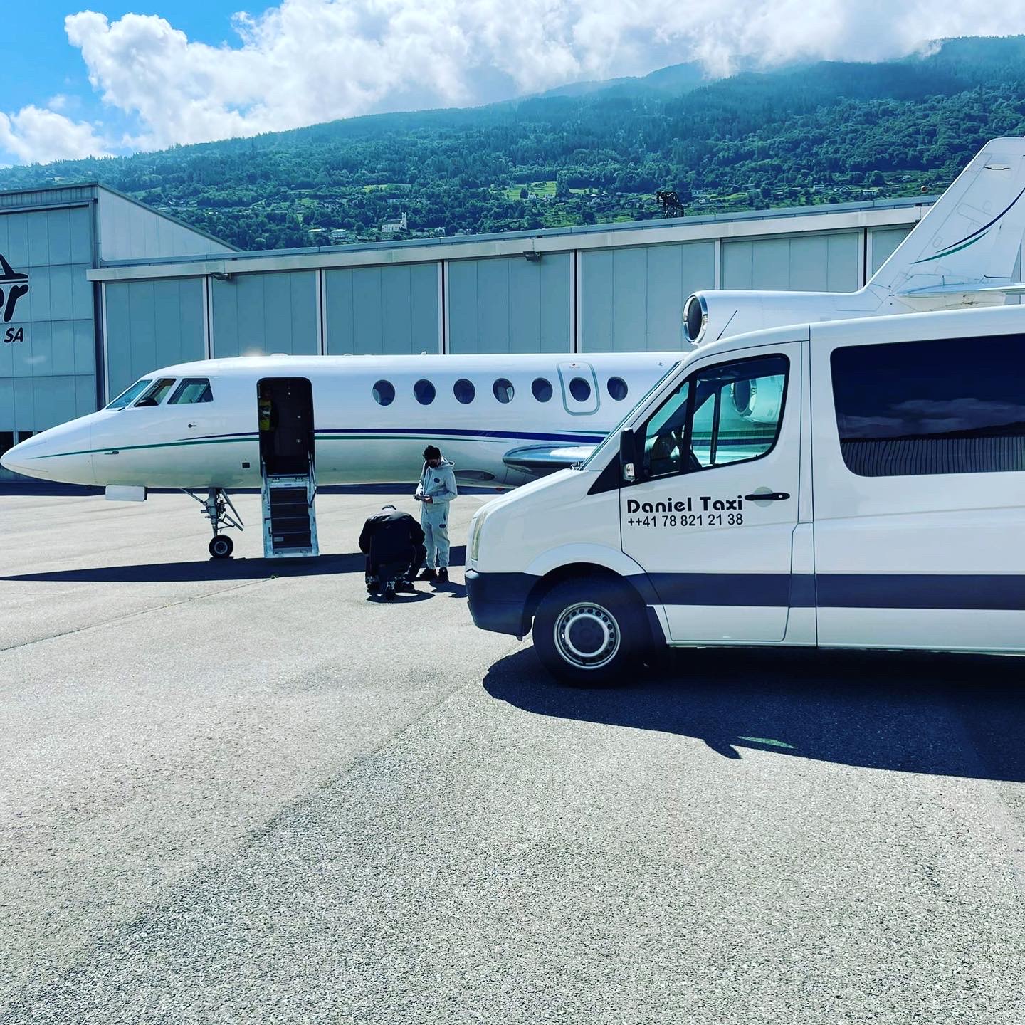 Daniel Taxi und Limousinen-Service Taxi in Täsch - Öffnungszeiten ...